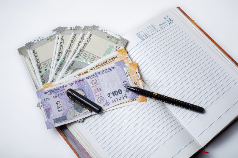 Bank Loan Concept: Indian 500 Rupee Notes with Approval Stamp on White ...