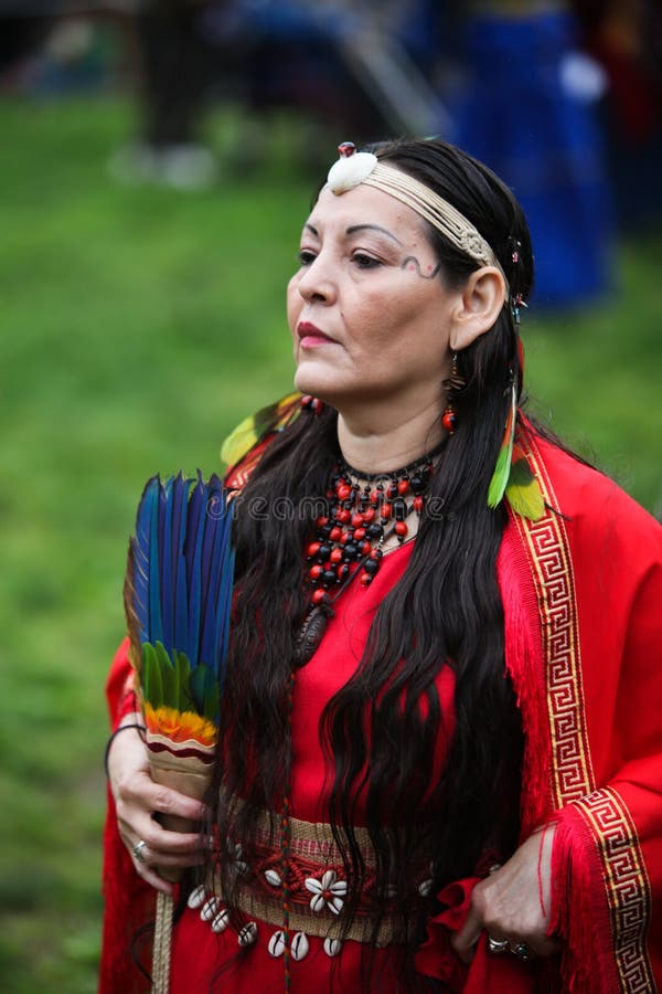 Indian Native editorial stock image. Image of dancer - 21903299