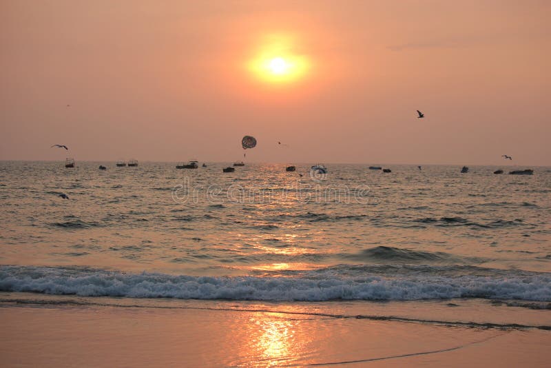 Indian Ocean. Beautiful Sunset Stock Photo - Image of evening, candolim ...