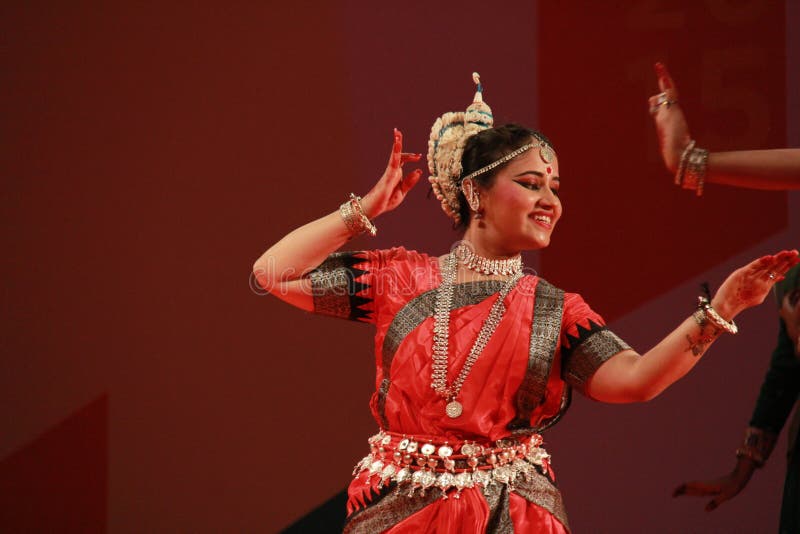 Indian Odissi Dance Posture Editorial Photography - Image of dancer ...