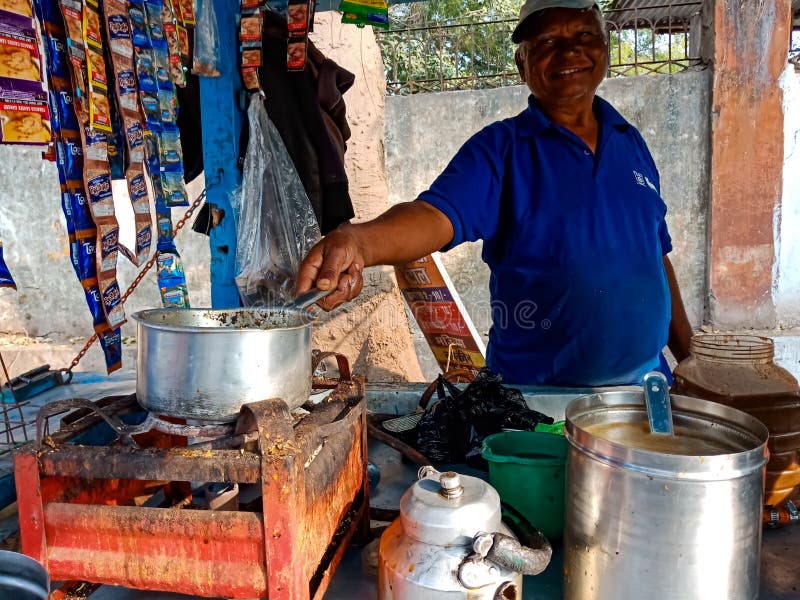 Roadside tea stall editorial photo. Image of community - 19348201