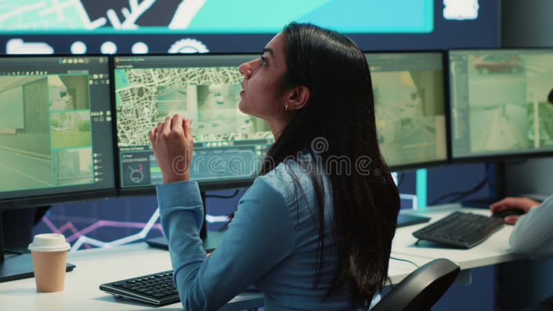 Indian Operator Transmitting Gps Coordinates for Couriers To Deliver ...