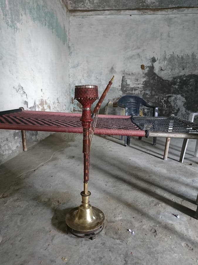 Indian smoking peace pipe stock photo. Image of warrior - 21898144