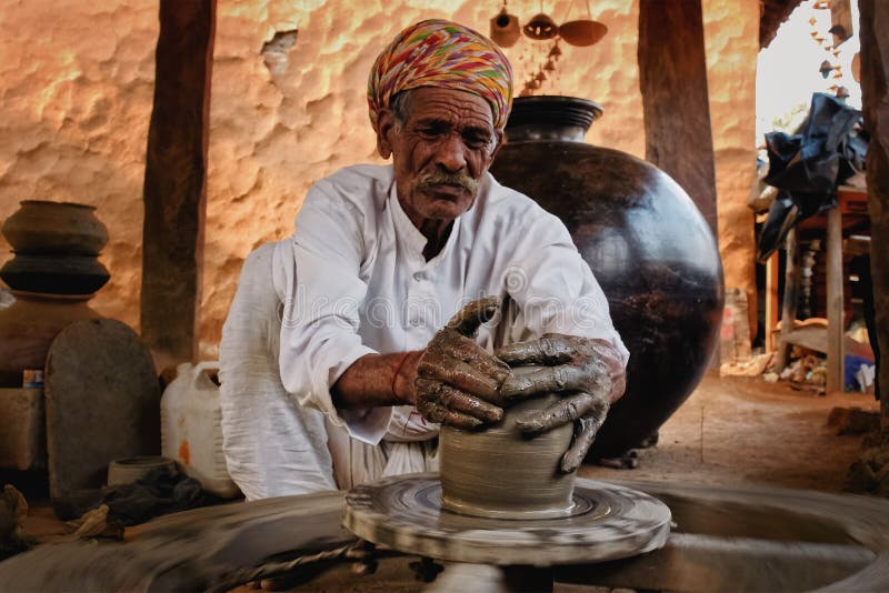 Indian Potter at Work, Shilpagram, Udaipur, Rajasthan, India Stock ...