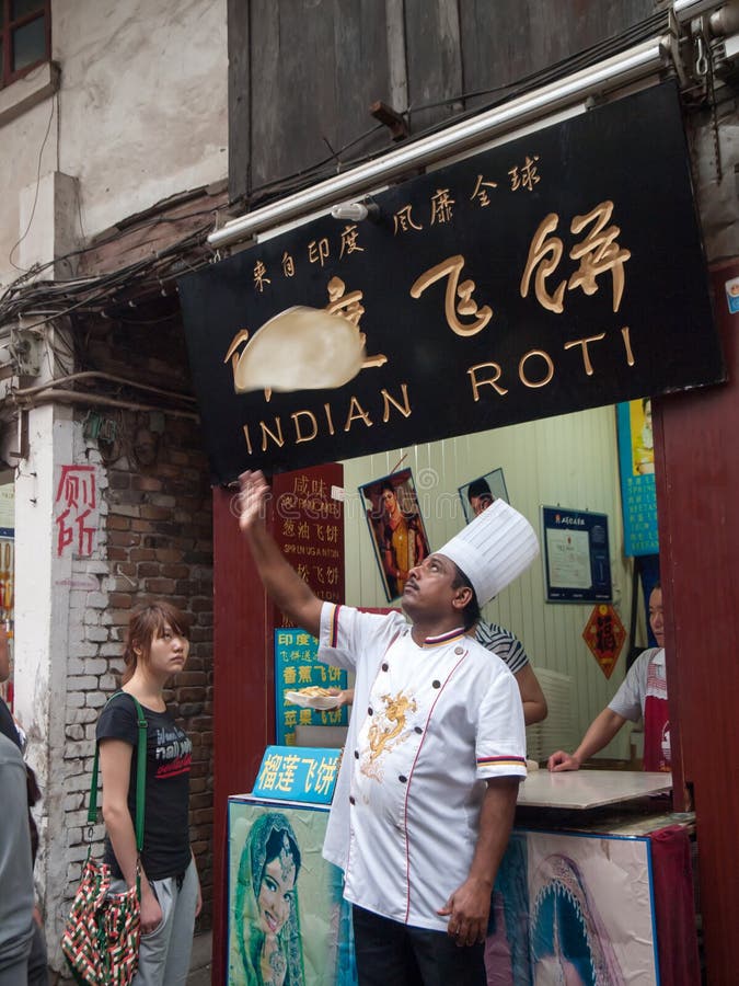 Indian roti editorial stock photo. Image of halal, napkin - 25390413