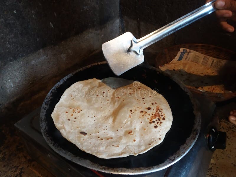 Indian Roti / Chapati stock photo. Image of wood, breakfast - 187373744