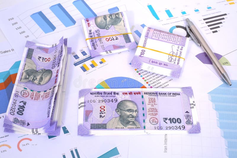 Indian 100 Rupee Notes on the Chart Paper and Pen Stock Image - Image ...