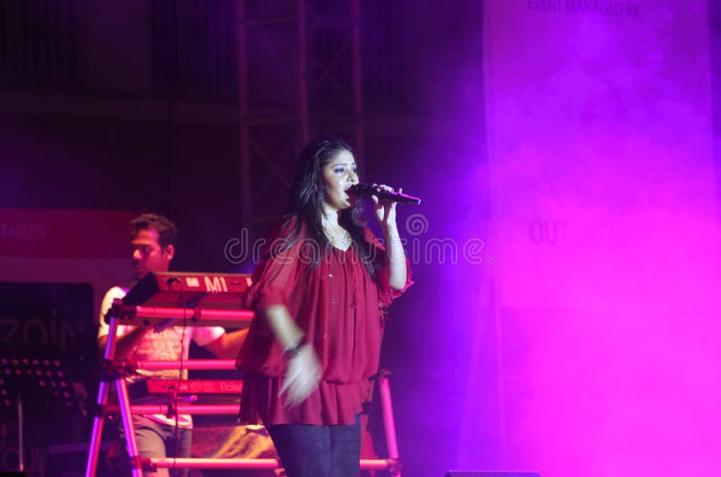 Indian Singer Sunidhi Chauhan Performs at Bahrain Editorial Stock Photo ...
