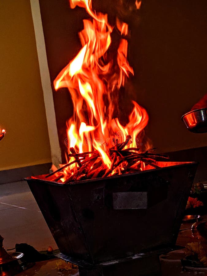 Indian Spiritual Hawan Fire Power Stock Photo - Image of hawan, meat ...