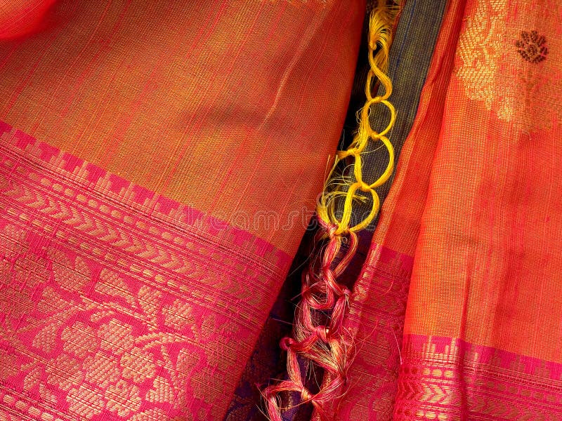 Indian Traditional Sari Nauvari, Which Means Nine Yards Pattern ...
