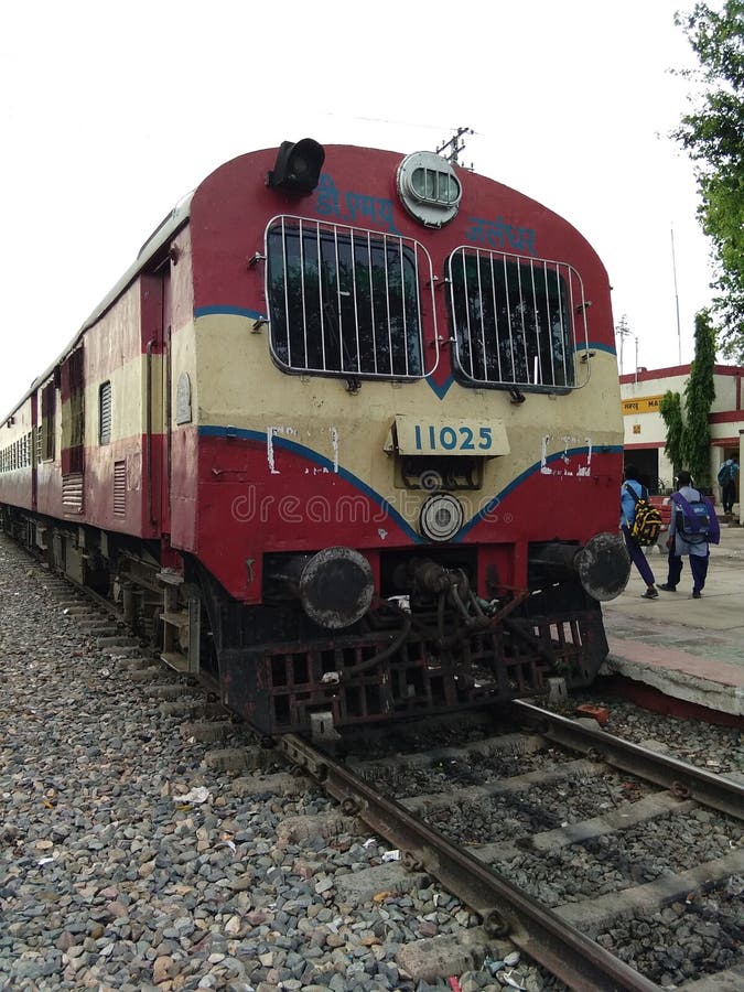 Indian Train To Tha Railway Station Editorial Photography - Image of ...