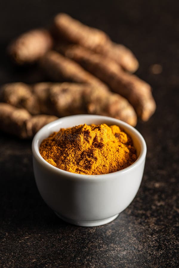 Indian Turmeric Powder and Root. Turmeric Spice Stock Image - Image of ...