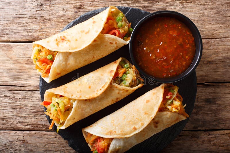 Indian Veg Spring Roll Stuffed With Various Vegetables Close-up ...