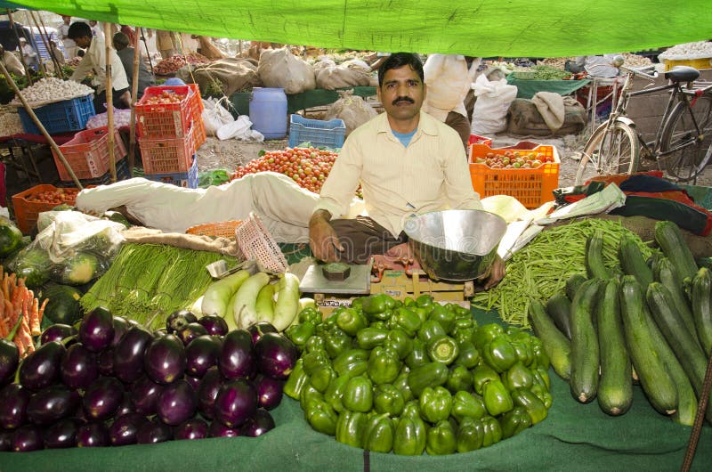 Indian vegetable vendor editorial photography. Image of machine - 21997997