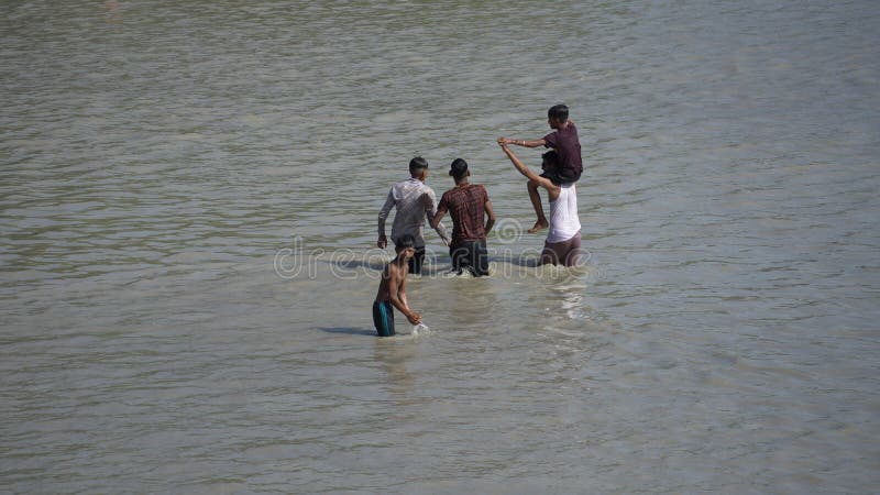 Indian Young Boys Group Bathing in Ganga Editorial Photo - Image of ...