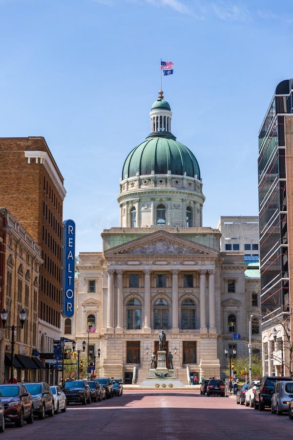 Indiana State Capitol Building in Indianapolis, in Editorial Photo ...