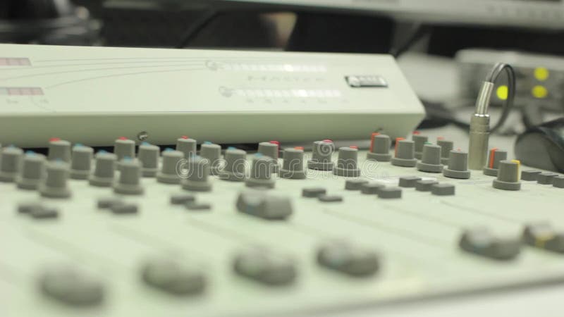 Volume Meter, Power Amplifier, Sound Level, Speedometer Animation ...