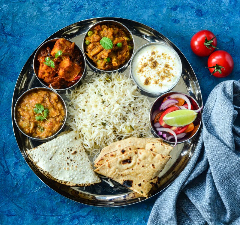 Indien Thali Ou Photo Indienne D'actions De Repas Photo stock - Image ...