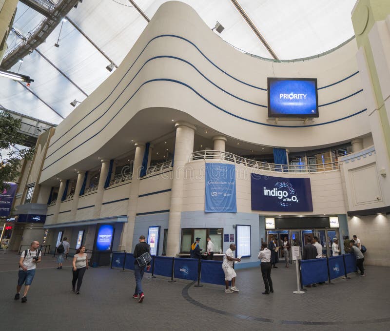 The O2 Arena in London editorial stock image. Image of skyline - 107470629