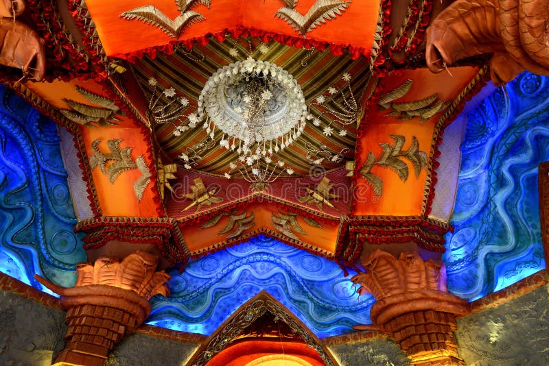 Indio Art during Durga Festival Fotografía editorial - Imagen de marica ...