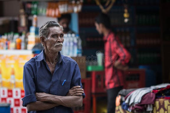 Indische handelaar redactionele stock foto. Image of indië - 38962058