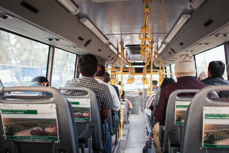 Indischer Bus redaktionelles stockfotografie. Bild von nepal - 50056402