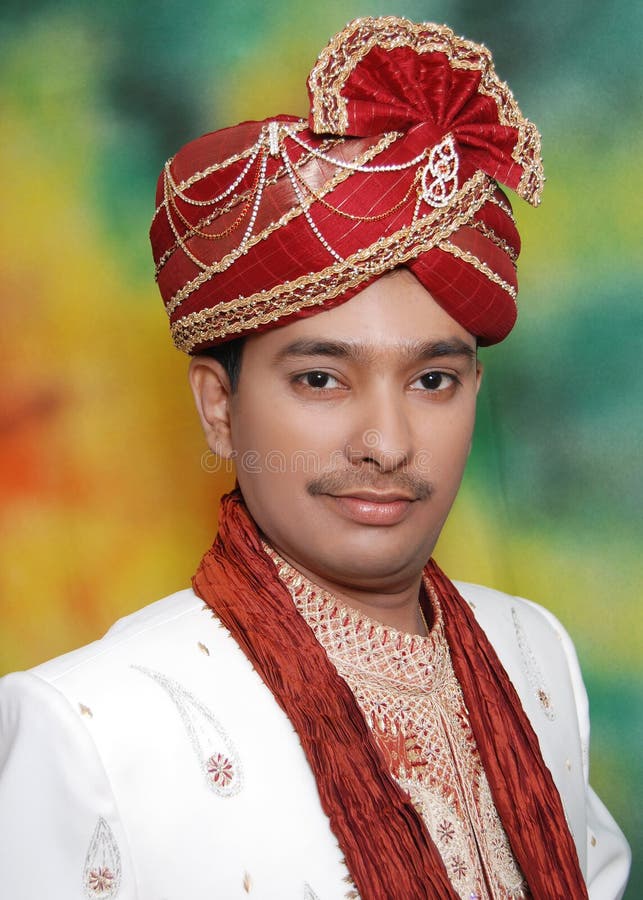Indischer Mann-Turban Des Portraits Stockfoto - Bild von tradition ...