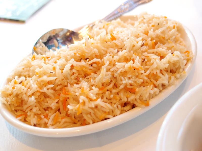 Indischer Reis Pilaf-Reis In Balti Teller Diente Mit Huhn-tikka Masala ...