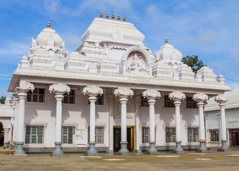Indischer Tempel (swamy Tempel Amaranrayana) Stockfoto - Bild von shiva ...