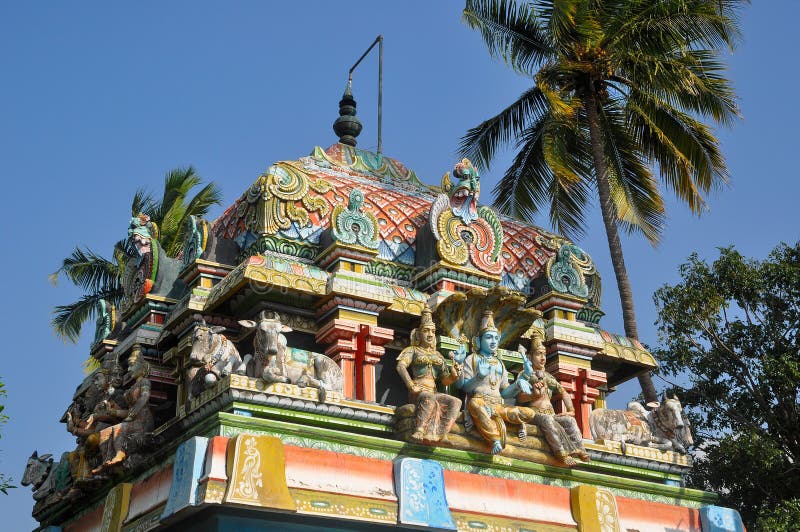 Indisk tempel arkivfoto. Bild av färgrikt, gudinna, lantligt - 37465754