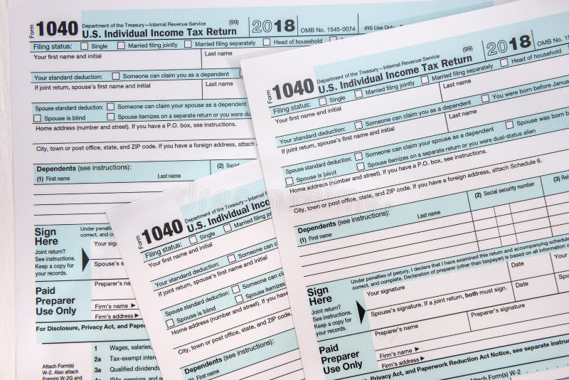 1040 Individual Tax Form Blanks Close Up Editorial Photography - Image ...