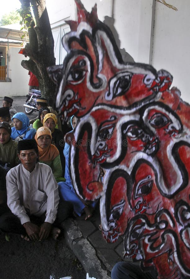 INDONESIA WAYANG WONG PERFORMANCE THEATRICAL DANCE CULTURE Editorial ...