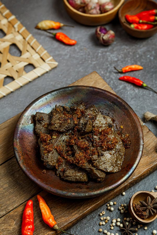 Indonesian Deep Fried Beef Lung Stock Image - Image of gourmet, cooking ...