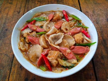 181 Indonesian Food Seblak Stock Photos - Free & Royalty-Free Stock ...