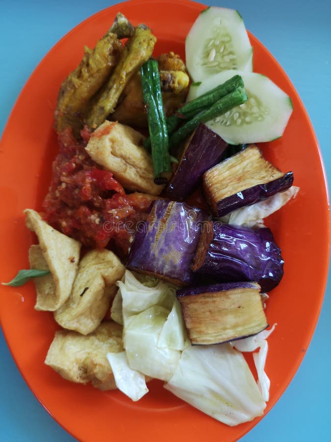 Indonesian lalapan food stock photo. Image of seafood - 264380042