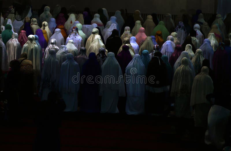 Indonesian Moslems Pray at Istiqlal Mosque in Jakarta Editorial Image ...