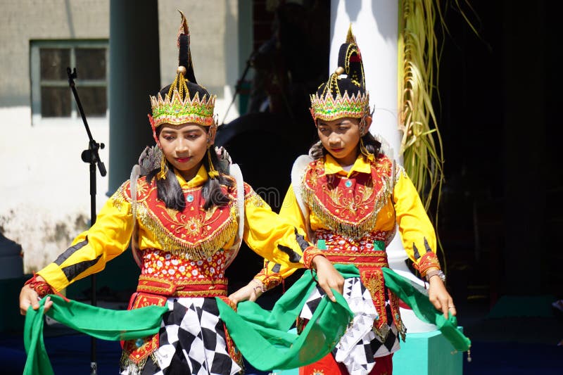 Indonesian Perform Jaranan Pegon Dance Editorial Photography - Image of ...