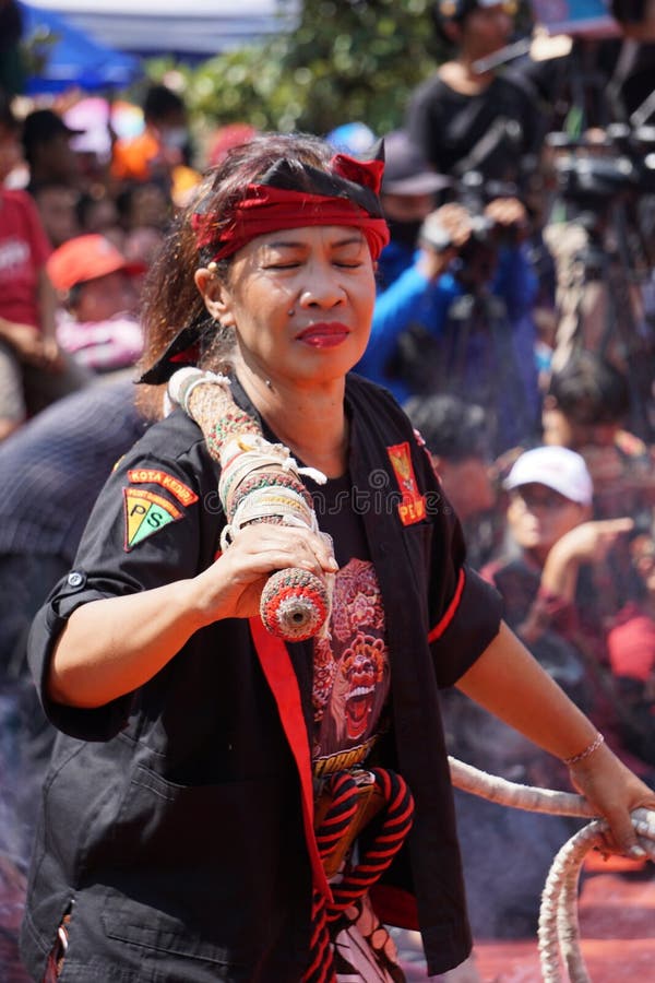 Indonesian Performing Jaranan Dance (kuda Lumping, Kuda Kepang) Dance ...