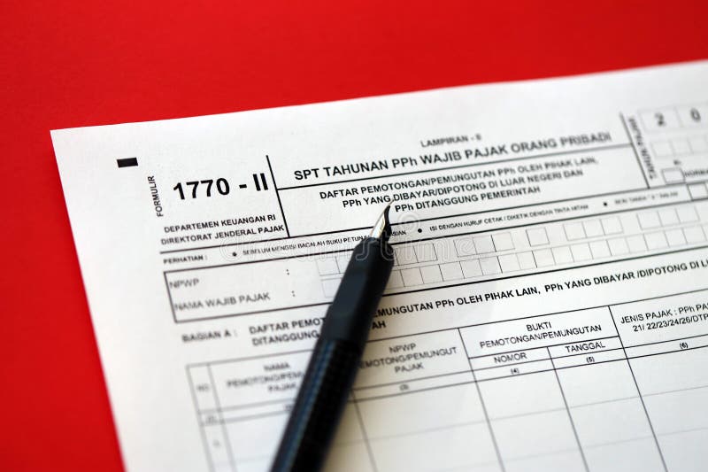 Indonesian Tax Form 1770-2 Individual Income Tax Return and Pen on ... Indonesian Tax Form 1770-2 Individual Income Tax Return and Pen on ...