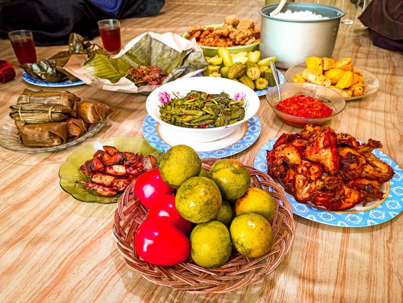 Indonesian Traditional Food Stock Image - Image of cuisine, fish: 203059563