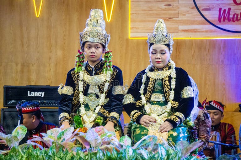 Indonesian with a Traditional Wedding Dress from Java Editorial Stock ...