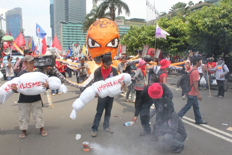 Indonesian Workers Rally in Labor Day Editorial Image - Image of strike ...