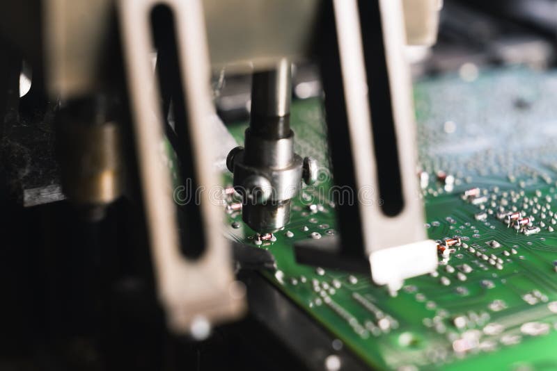 Semiconductor Surface Mounted Chips Stock Photos - Free & Royalty-Free ...