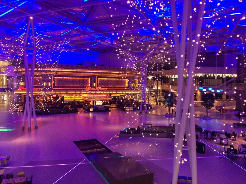 Indoor Lights Picture. Image: 90615417