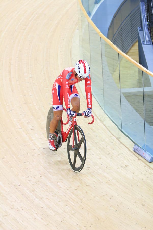 Indoor track cycling editorial stock photo. Image of prix - 92799148