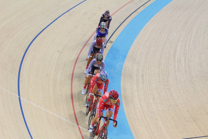 Indoor track cycling editorial stock image. Image of grand - 92799434