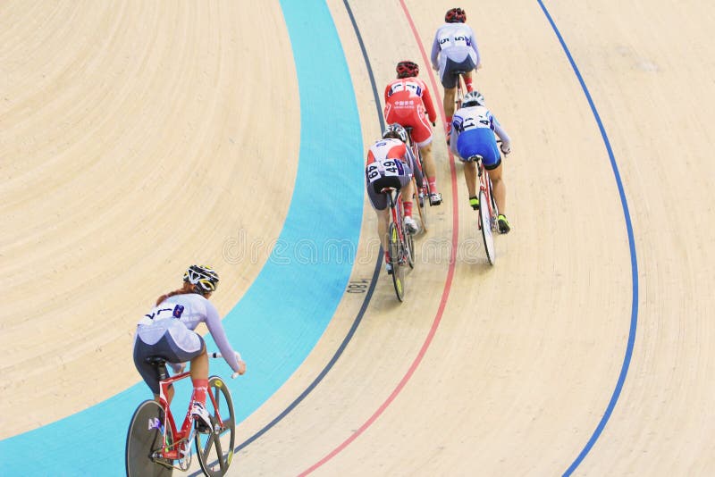 Indoor track cycling editorial stock photo. Image of prix - 92799603