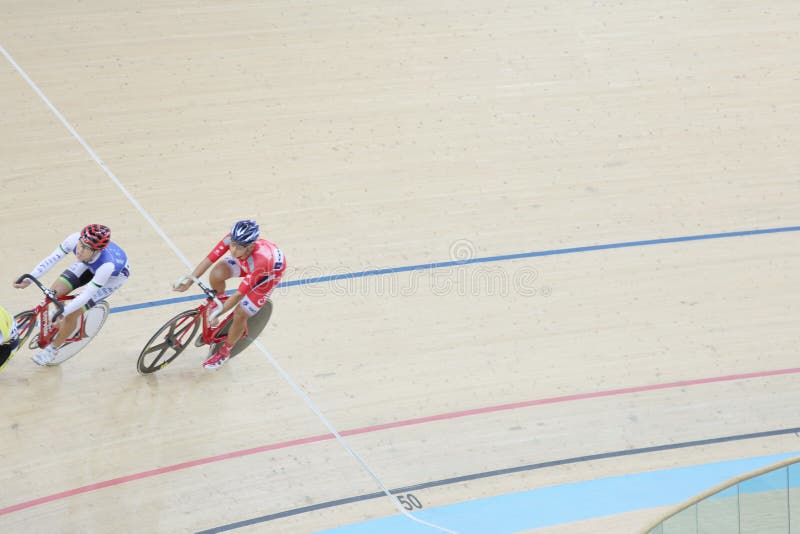 Indoor track cycling editorial photo. Image of blur, ride - 92800711