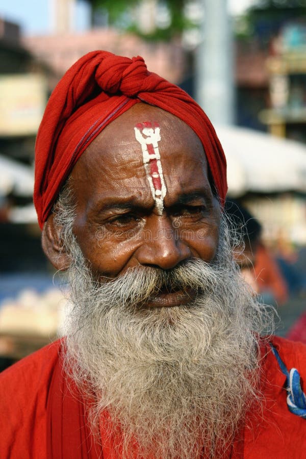Homme saint indou image éditorial. Image of heureux, robe - 14664270