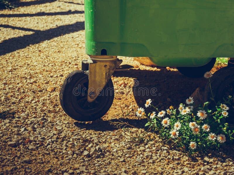 Industrial big garbage bin stock photo. Image of green - 201620854